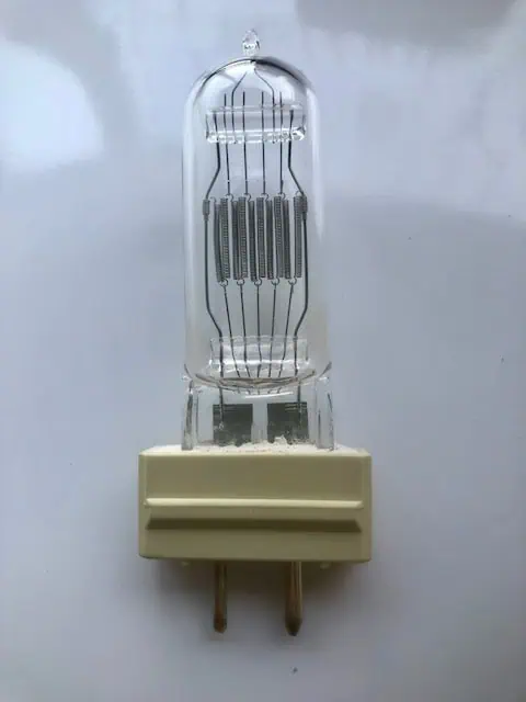 CP43 FTL 230-240V quartz halogen lamp | ELC Lamps Online